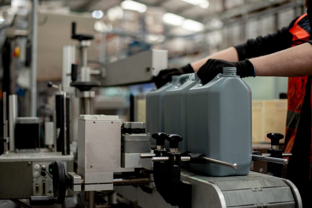 Top 5 Types of Additives for Coating Solutions - Rakem Group