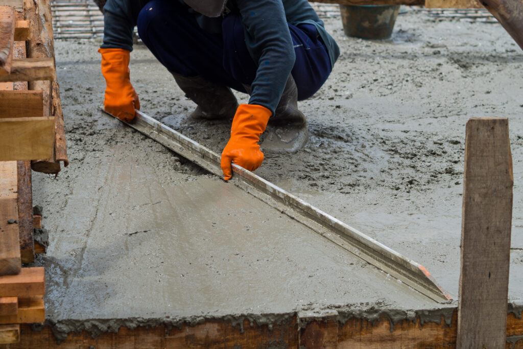 Wet Mix vs Dry Mix Concrete: What's the Difference?